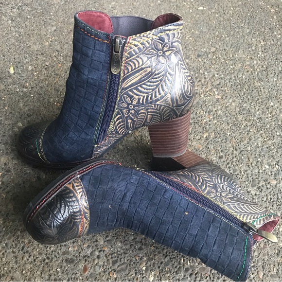 Laura Vita France | Shoes | Laura Vita France Zip Ankle Boots | Poshmark